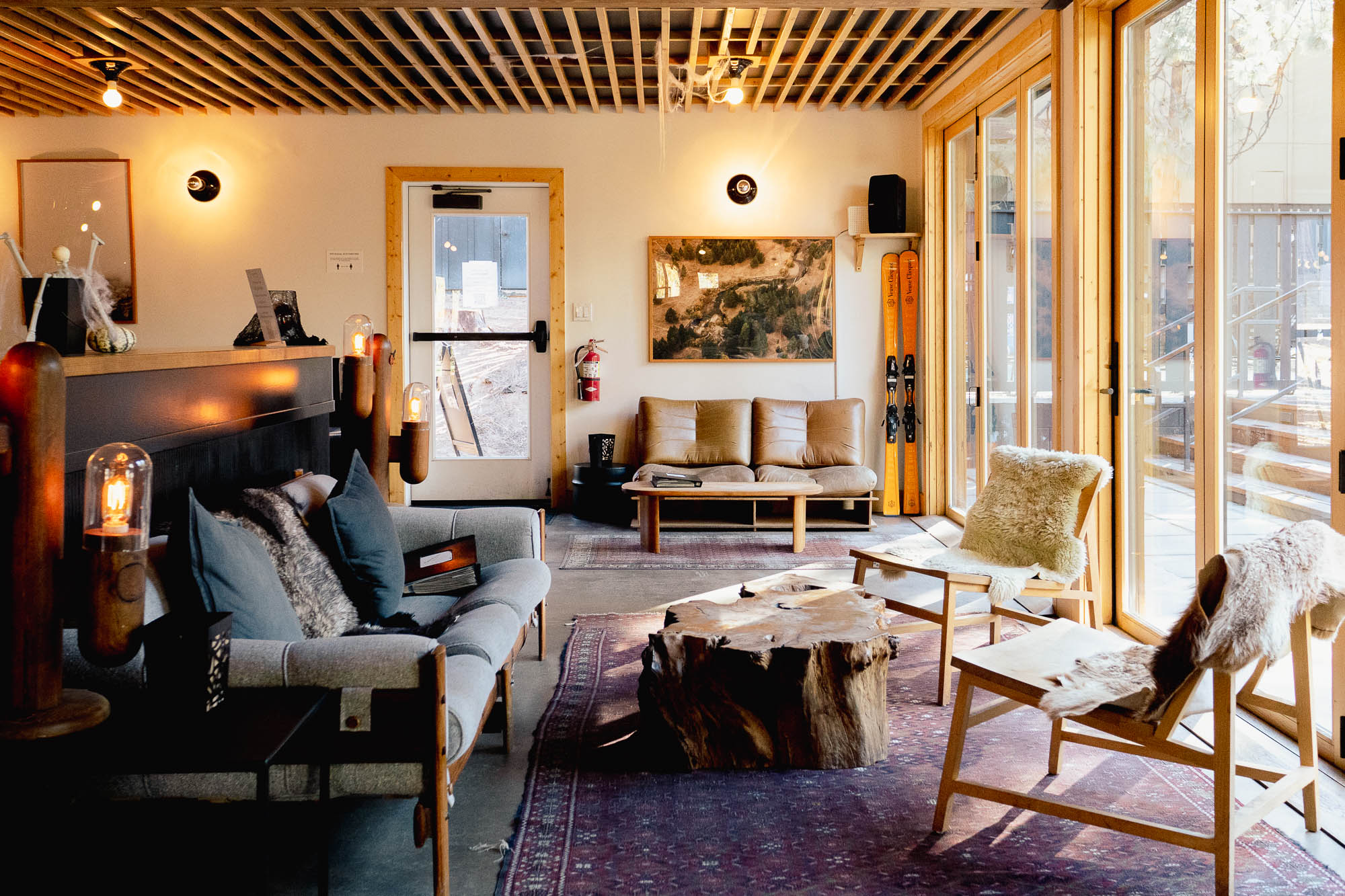 The Coachman Hotel | A Hotel Review - TRVL DIARY